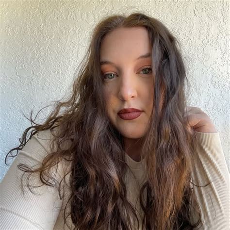 Holly Nicole ☼☾ Hollyflowerr • Threads Say More