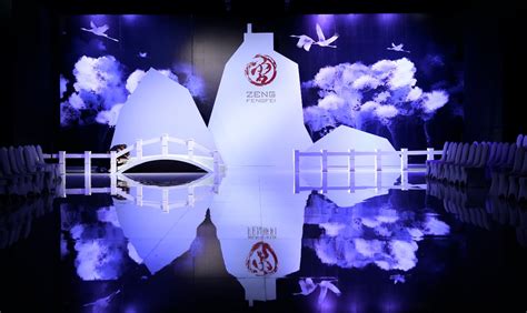 曾凤飞品牌成立十周年暨2019春夏拾相作品发布会北京举行风尚 风尚中国网 时尚奢侈品新媒体平台