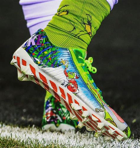 Icymi Odells Grinch Cleats With Candy Cane Bottoms And Socks In Pregame Tonight Andymills