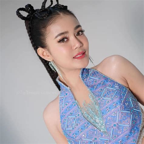 ลุคสาวจีน พี่ว่าไง Fcลำไย ลำไยไหทองคำ แฟนคลับน้องลำไย แฟนตัวยง