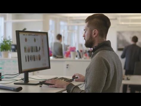 Optimizing User Experience And Advertising Research With Eye Tracking YouTube