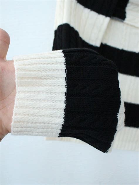 탑버튼 [탑버튼made 무배] 스트라이프 꽈배기 니트 숄 가디건