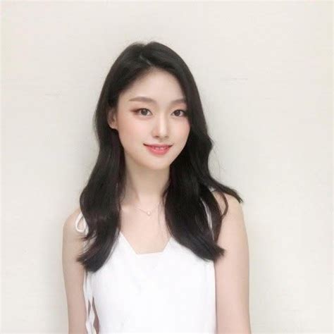 스친이들 이거 사용해봤어 몬스터트럭rc 이 몬스터트럭rc는 세상에서 가장 신나는 즐거움을 안겨줄 거야 강력한 주행력과 다양한 장애물 극복으로 친구들과의 경주를 한층 더