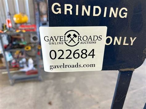 Stanley Grinder W Stand Gavel Roads Online Auctions