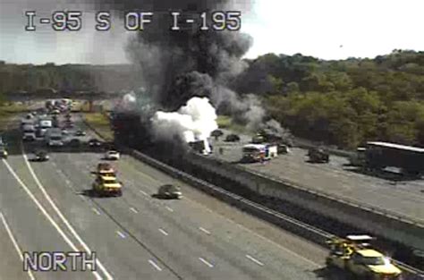 2 Tractor Trailers Collide Catch Fire On I 95 Near BWI WTOP News