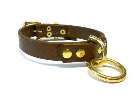 Bondage Collars In Brown Leathers Von Bondage