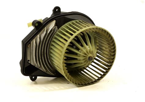 Rabljeni avtoodel, Ventilator gretja, Audi A4