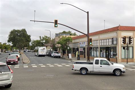 Hung Jury For Parolee Charged With Fleeing Berkeley Crash