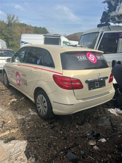 Mercedes B Klasa W DIJELOVI God