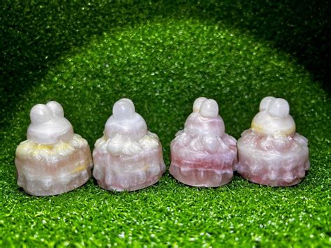 Mongolia Jade ~hong Bing Hua Rabbit Cake Womens Fashion Jewelry And Organisers Precious Stones