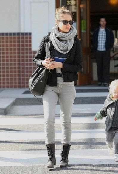 Infinity Scarf Outfit Ideas