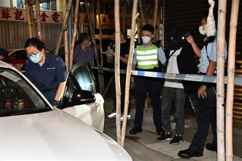 旺角28歲毒男駕寶馬出貨遇查 警檢70小包共值35萬元貨 新冠疫情專頁