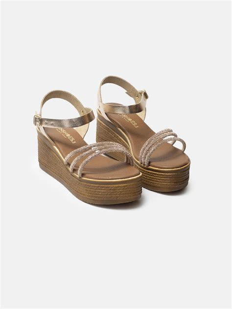 InShoes Καλοκαιρινές Γυναικείες Πλατφόρμες Χρυσές 496NK 570 Skroutz gr
