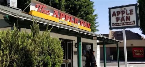 Legendary La Hotspot ‘the Apple Pan Sells Over 2000 Pies For