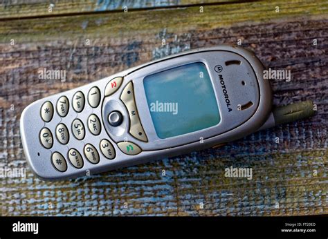 First Motorola Cell Phone
