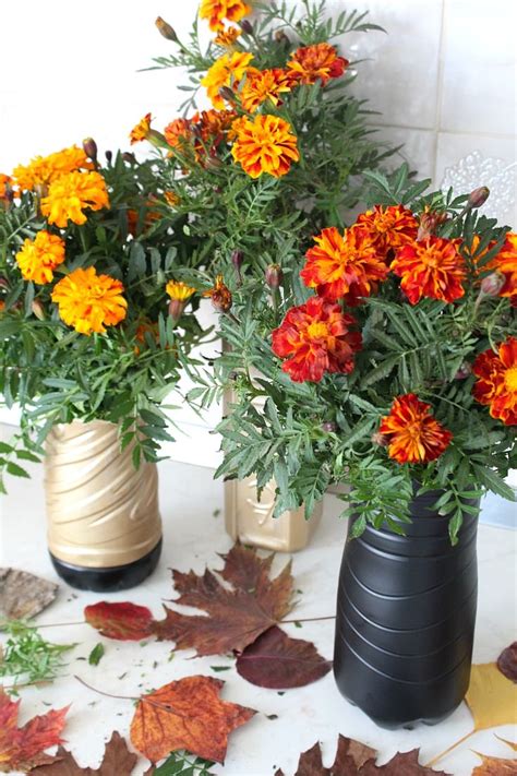 Simple And Easy Plastic Flower Vase Diy Easy Peasy Creative Ideas