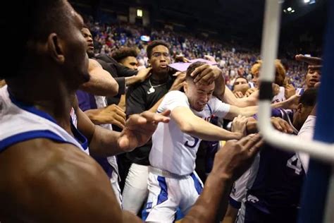 Kansas Vs Kansas State Basketball Game Ends In Huge Fight As Punches