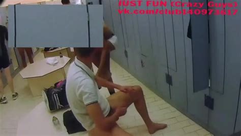 1 shower wanker in lockerroom from france caught член хуй дроч cock