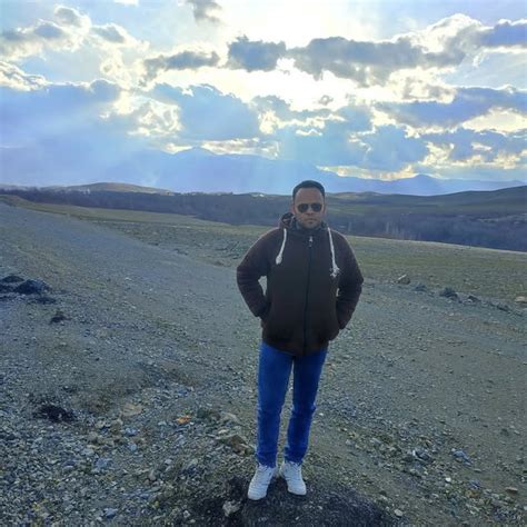 Ghasm Ameri Ameri Maged • Threads Say More