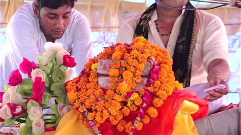 ग्राम पैसईं में अंतिम विदाई गीत में जनता के झलके आशु महाभारत सम्राट