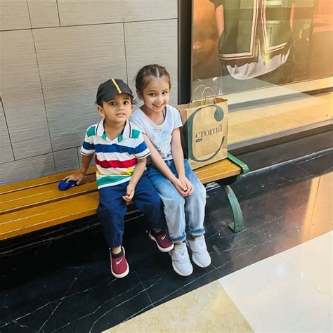 Siblingrelationship • Threads Say More