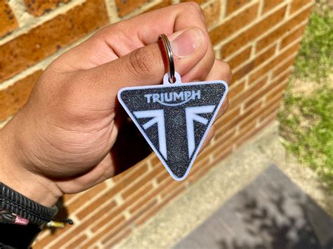 Triumph Motorcycle Keychain By Estudio 3m Makerworld Download Free 3d