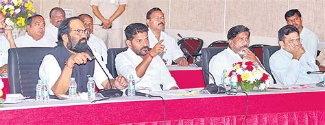 Cm Revanth Reddy లోక్‌సభ ఎన్నికల కోసమే కేసీఆర్‌ నీళ్ల సెంటిమెంట్