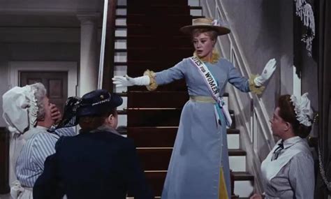 Disney Legend Glynis Johns Who Played Mrs Winifred Banks In Mary