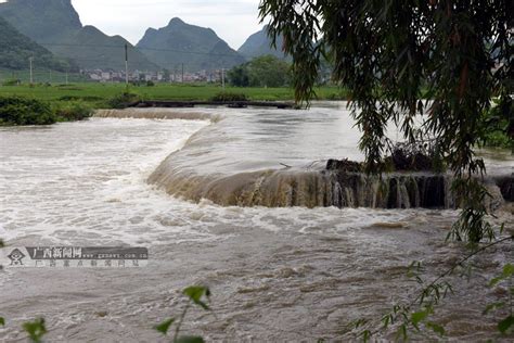高清图集罗城遭暴雨袭击 搜狐