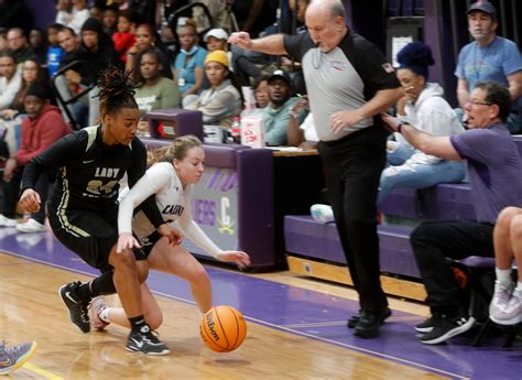 Bryant Of Jenkins Picked As Preseason Girls Hoops Poy In Readers Poll