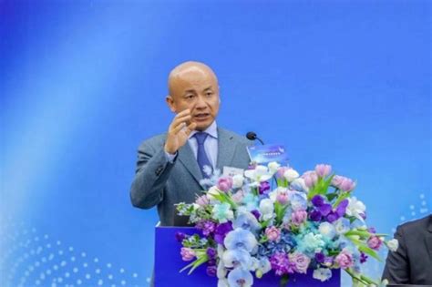 万物云上市后首份年报：物管赛道“长坡薄雪”，2023年至少改造百个“蝶城”财富号东方财富网
