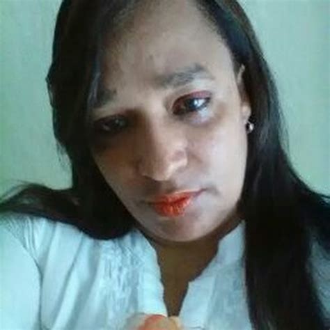 Adela Guerrero Youtube