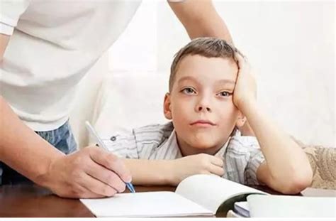 学生打瞌睡的五个原因及其解决办法