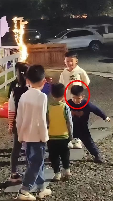 ‎مصی فامیلی‎ ‎خوشحالم درست بزرگتون کردم ایران چین مهاجرت آموزش ولاگ خانواده زندگی