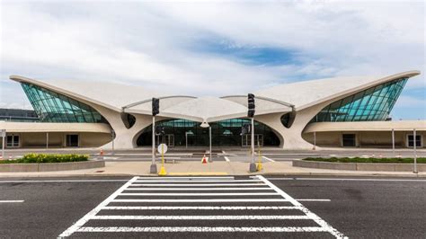 Twa Hotel Inside Eero Saarinens Jfk Airport Terminal Opens Reservations