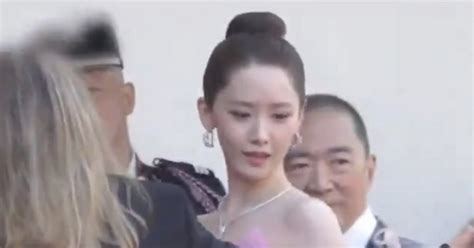 윤아 칸 영화제서 인종차별 당했나…“불편해 보여” 외신 보도