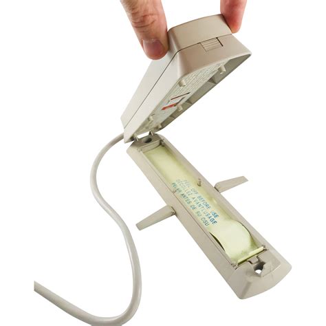 Beapco Bed Bug Detecting Surge Protector With Lure Pest Supply Canada