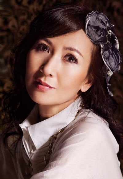 60歲陳美琪近照曾被小三氣到流產如今和趙雅芝同台像姐妹 壹讀