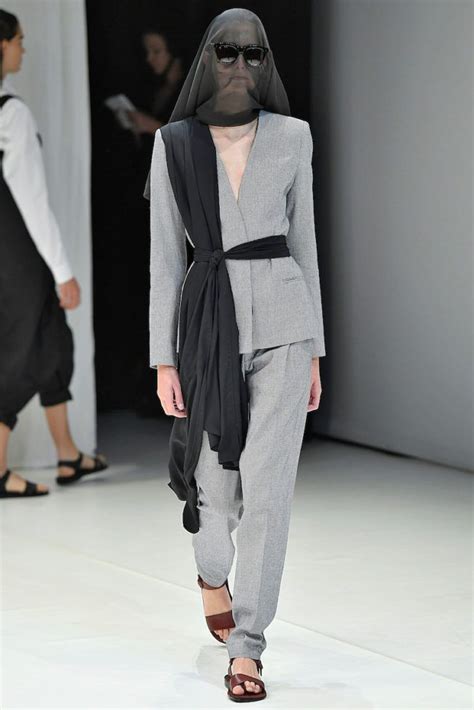 Estilo Minimalista Moda Verão Londres