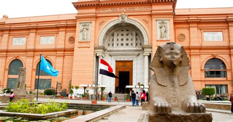 Le Caire Visite des pyramides de Gizeh à dos de chameau et du musée