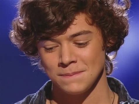 Anorak News Caroline Flack Takes Her Pillow And Leaves Harry Styles