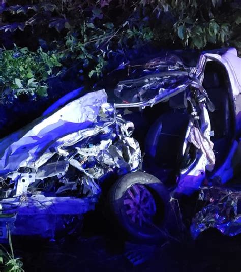 Acidente Entre Carro E Carreta Termina Com Morte Na Br 470 Oauditorio