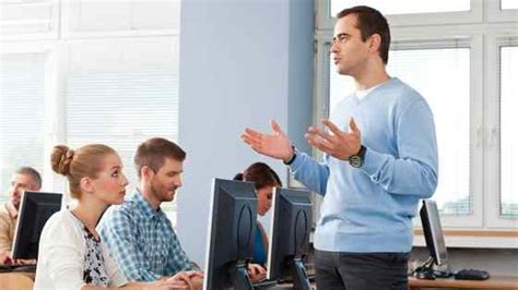 Challenges Faced By UK Higher Education Sector That Lead Them To