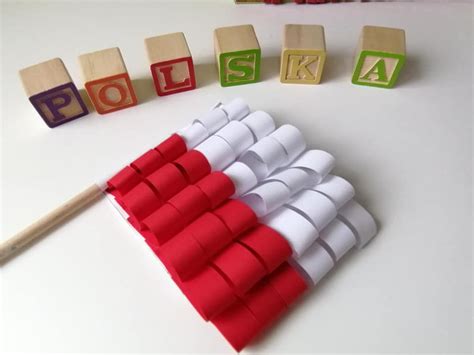 Święto Niepodległości barwy i symbole narodowe dla dzieci