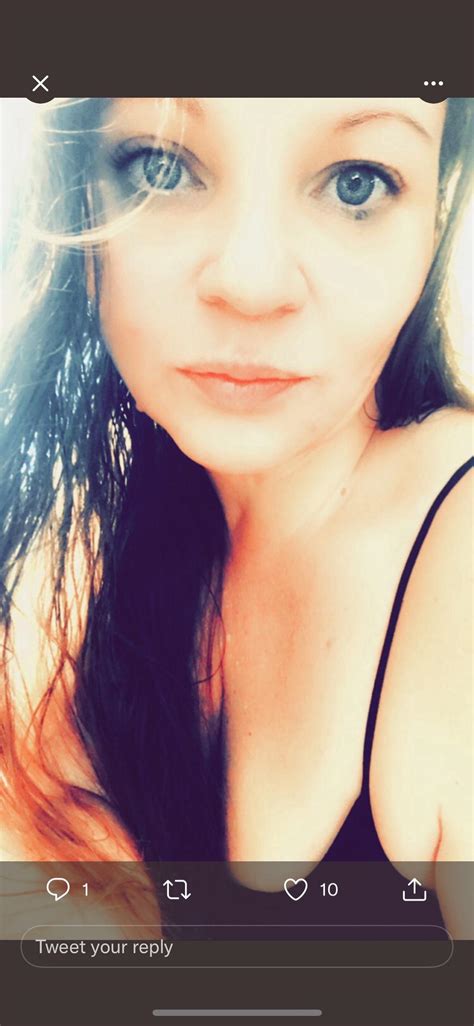 Mom Needs Some Attention Rmilfie
