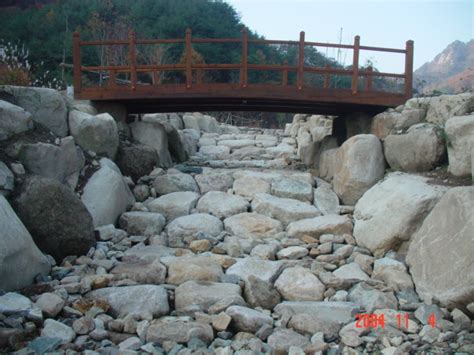 조경석 석축 온양석 자연석 발파석 판석 보령석 돌붙임시공 전석쌓기 전원주택 하천공사 모든 돌쌓기 산벽시공전문 네이버 블로그