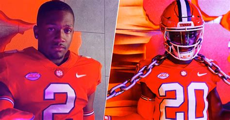 Clemson S 2024 Recruiting Class Defensive Backs Tavoy Feagin And