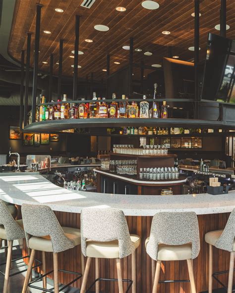 Nfl Legend Mike Ditkas Charlotte Restaurant Named One Of The Best In