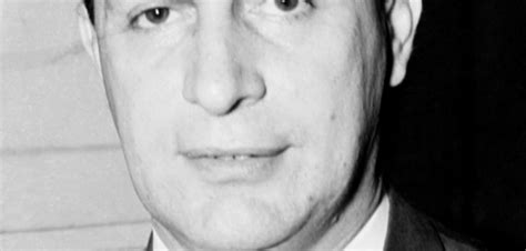 Ranieri Mazzilli Foi Presidente Da Câmara Dos Deputados E Nesta Condição Chegou A Assumir Por