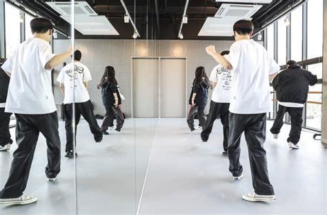 더쿠 입학 조건이 학교 자퇴…sm 사교육 1번지에 만든 학원 정체